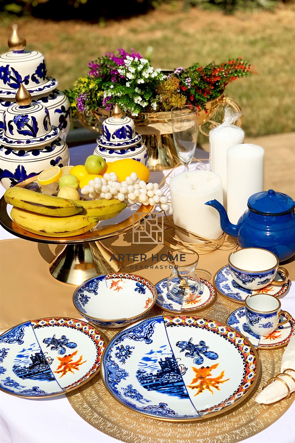 Two Pattern Rustic 2 Piece Cake Set