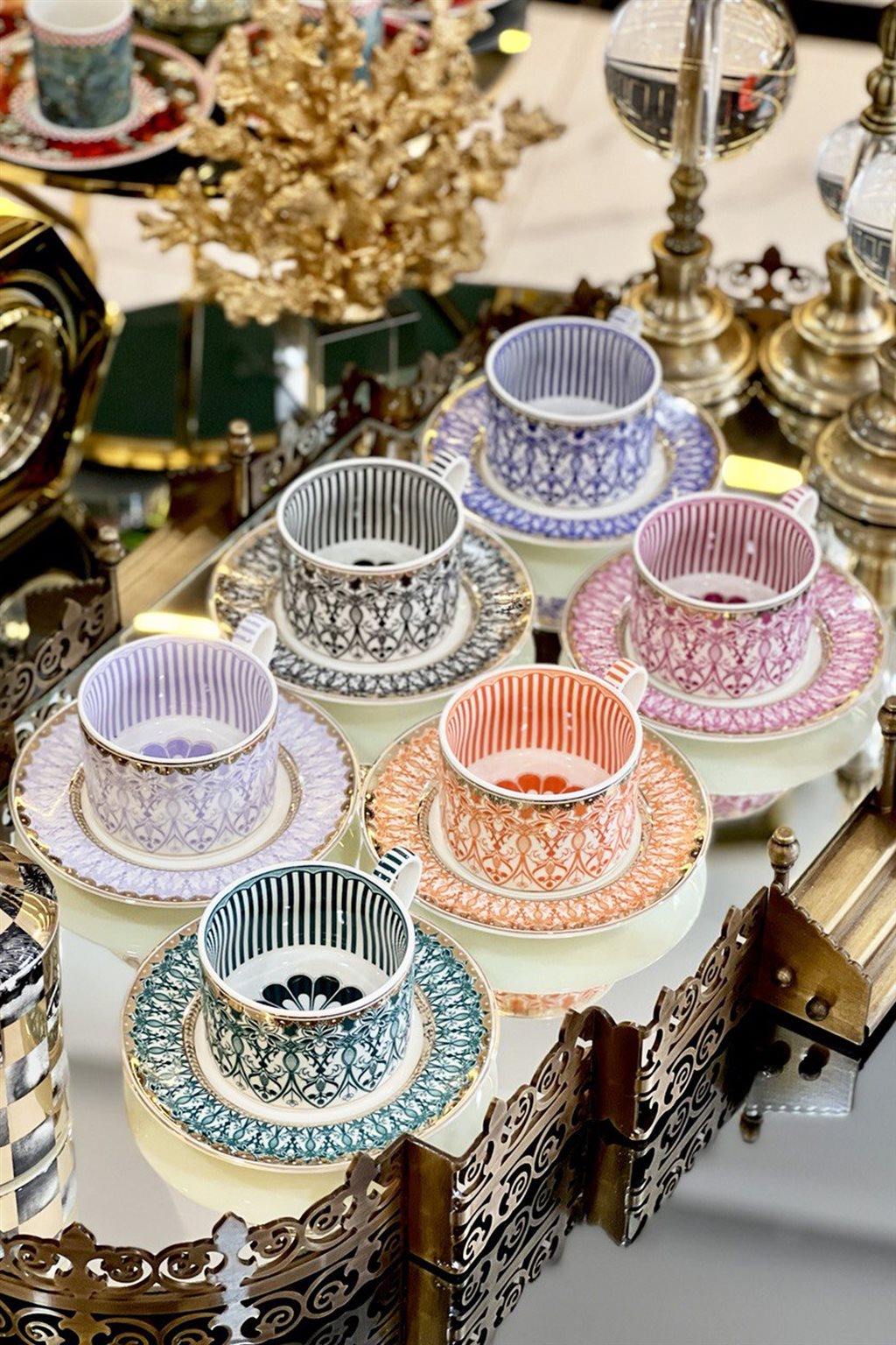 Colorful Daisy Patterned Set of 6 Nescafe Cups