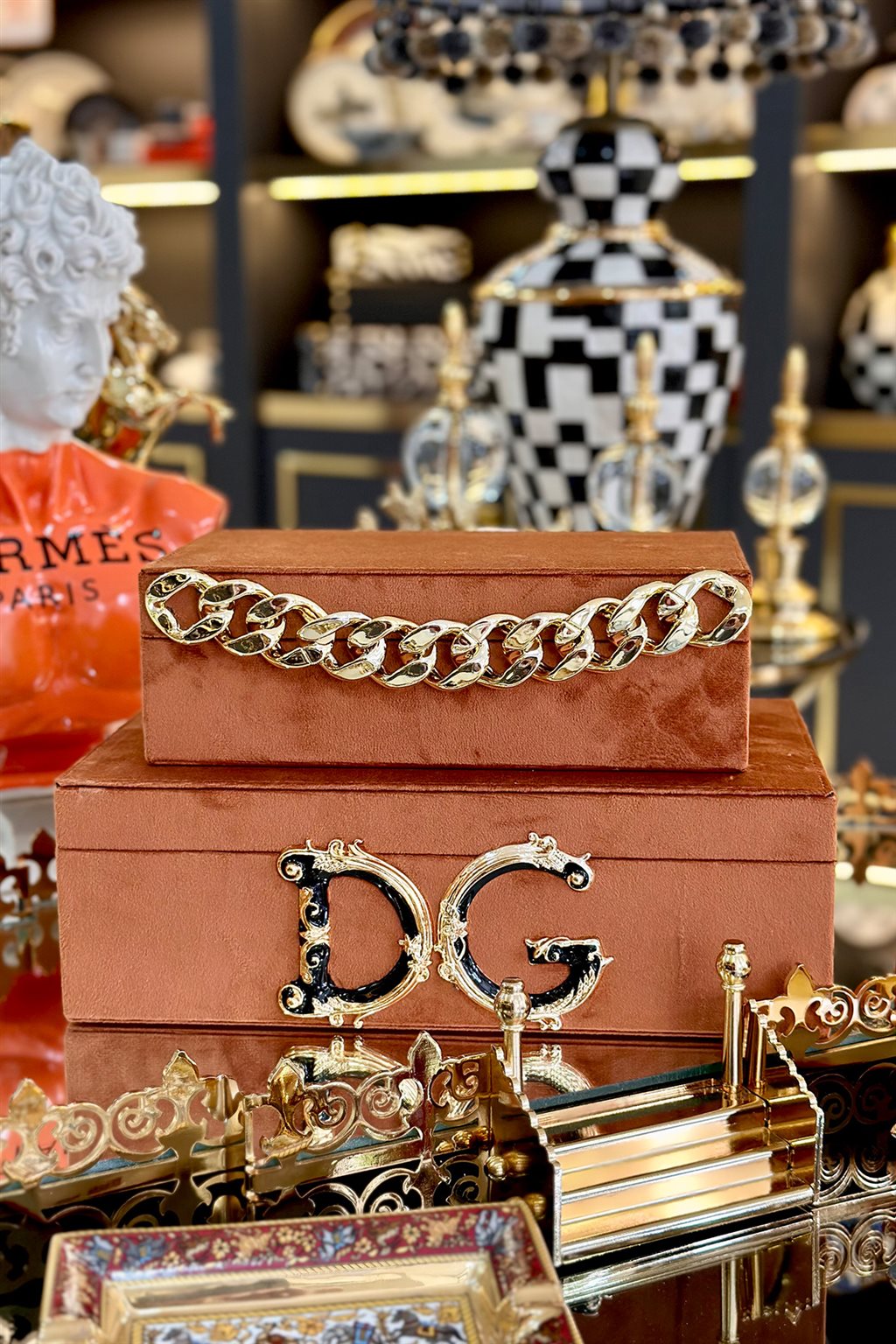 Decorative DG Pattern Tan 2-Pack Velvet Box