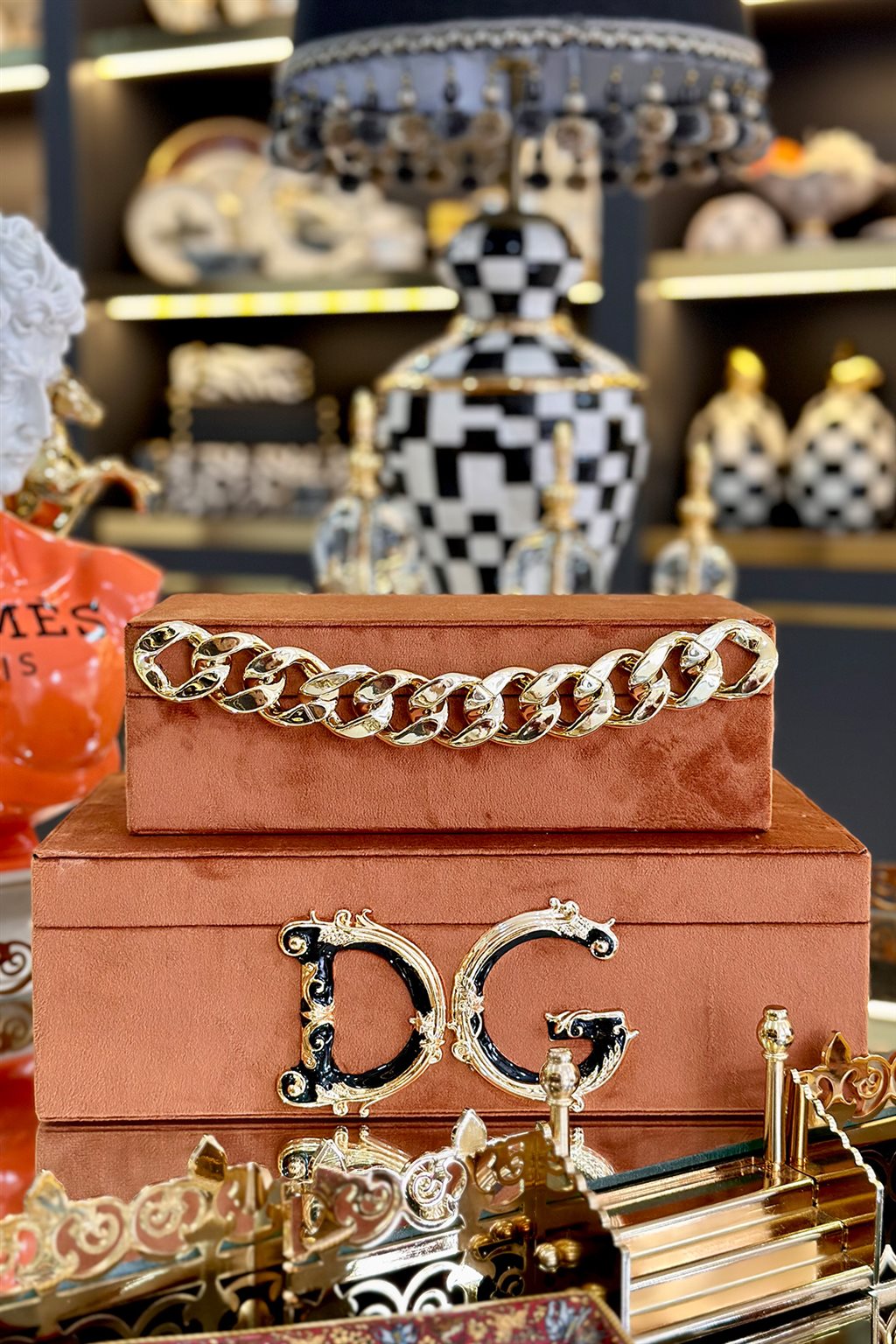 Decorative DG Pattern Tan 2-Pack Velvet Box